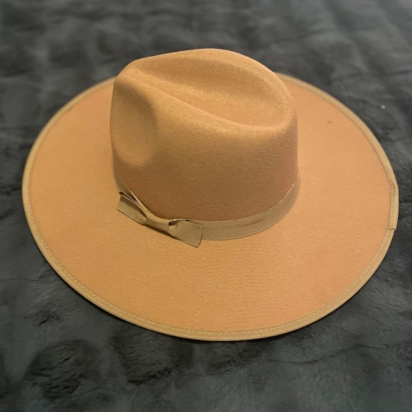 Fashion Nova | Accessories | Fashion Nova Tan Widebrim Hat | Poshmark